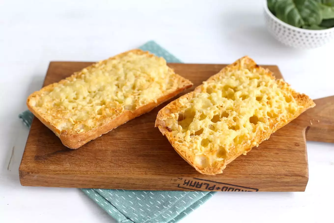 Kaas-knoflookbrood | Lekker en Simpel