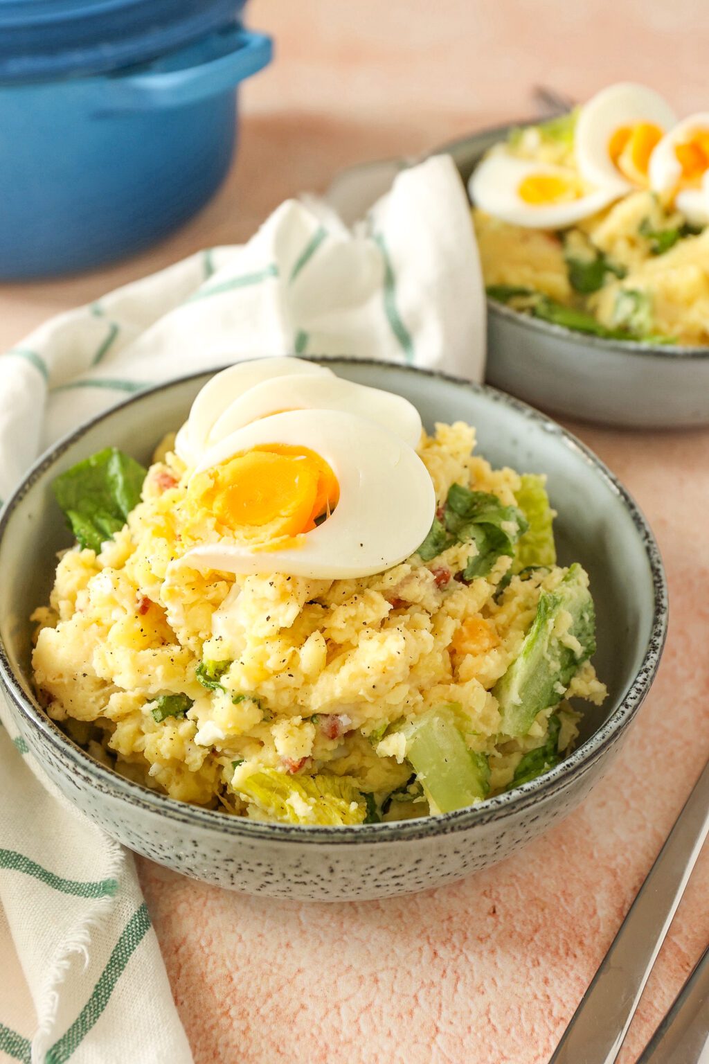 Zomer stamppot met sla, spekjes en ei | Lekker en Simpel
